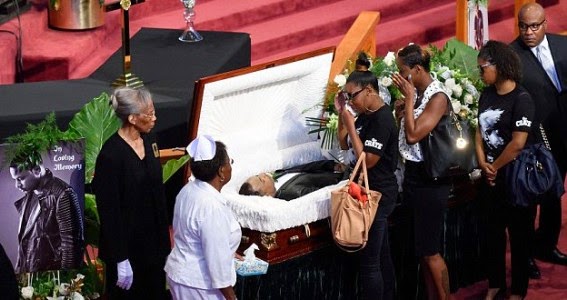 Thousands show up for slain rapper Chinx funeral (photos)