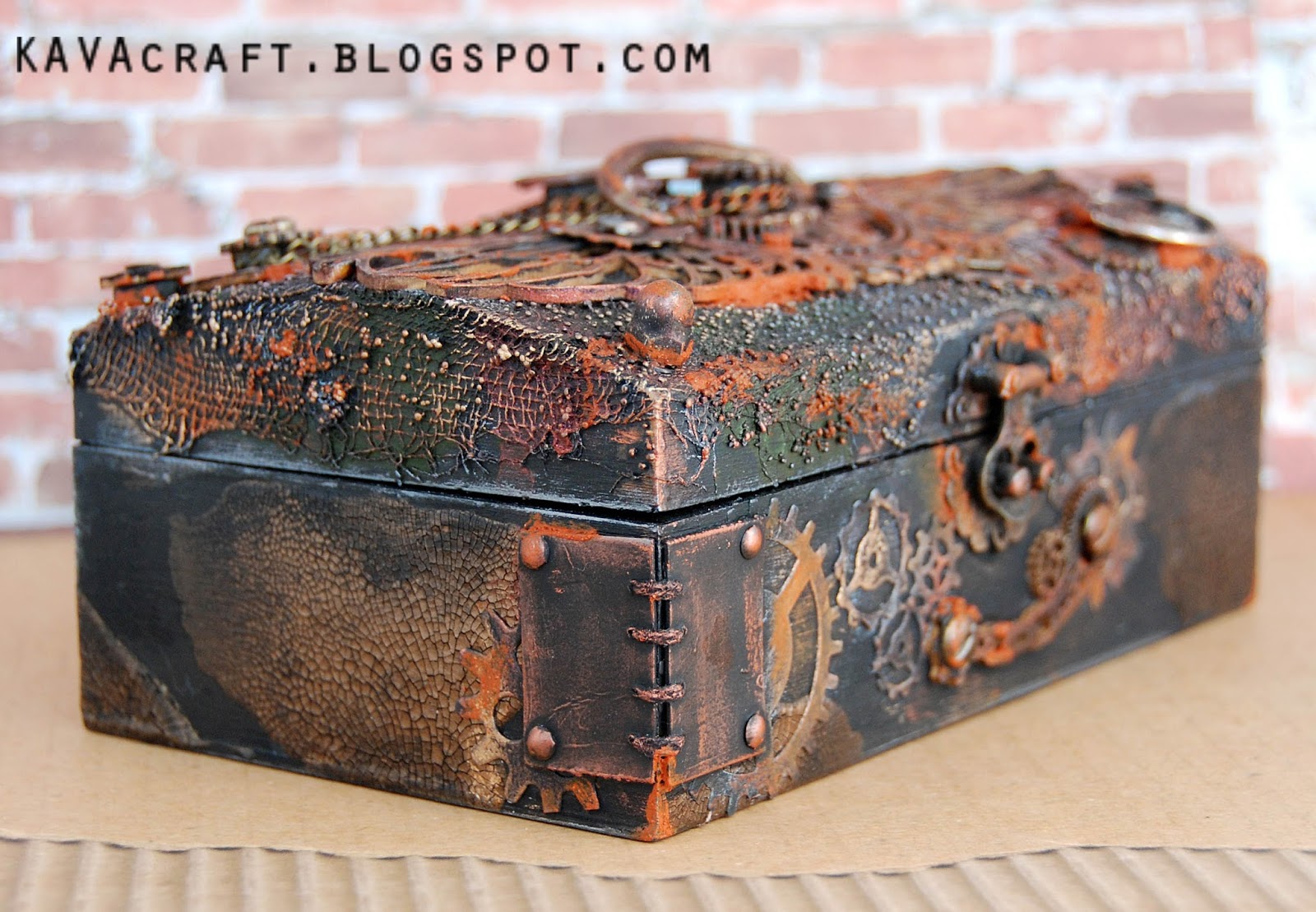 KAVA Craft: Rusty Steampunk Altered Box