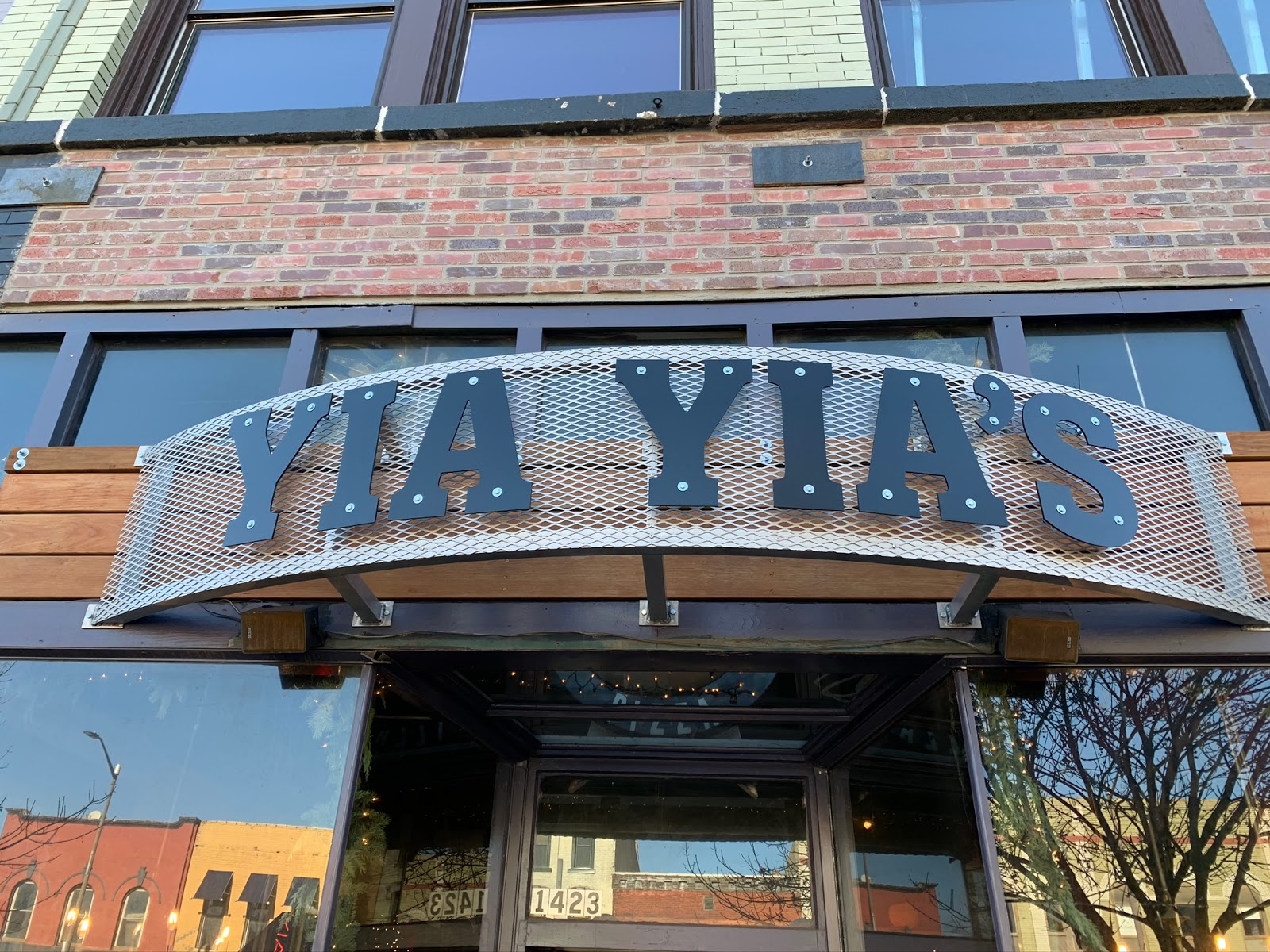 Lincoln NE: Yia Yia's
