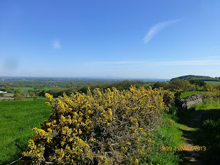 Harris Hikers: A Parbold Round 25th May 2013