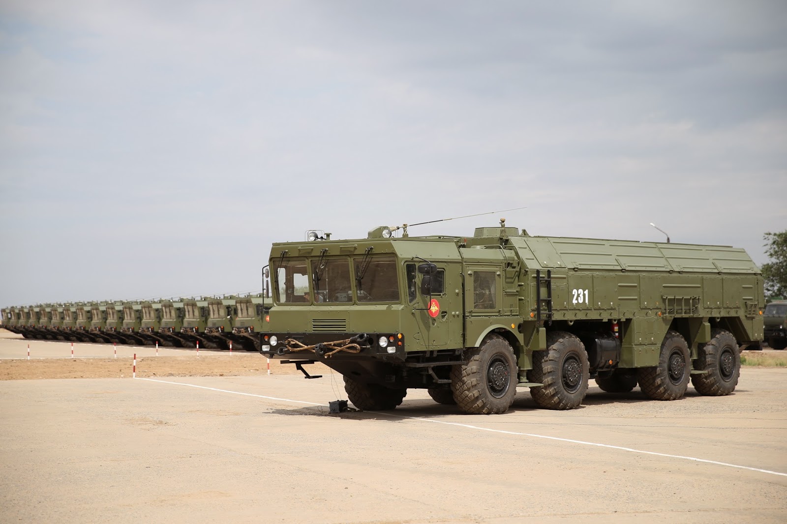9К720 Iskander - SS-26 STONE