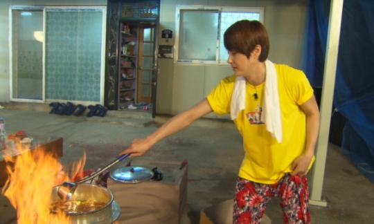 The Six Men In my Life - SHINHWA: Shinhwa's Hyesung and Eric have a ...