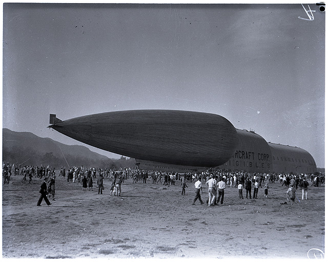 Tropico Station: THE Glendale Blog: A Zeppelin Over Glendale and the ...