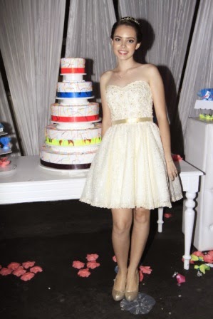 Vanessa Hayes Schütt celebró la llegada de sus quince primaveras | Mis ...