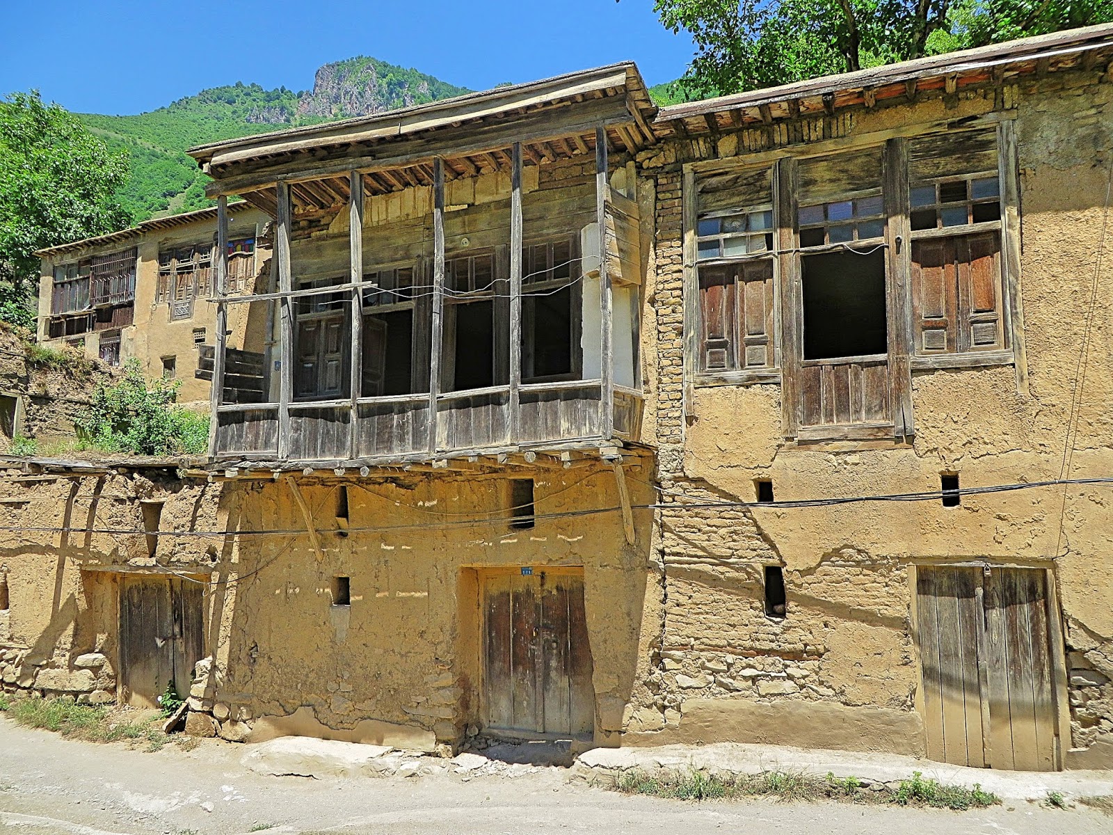 Slow Train Coming: TEA AND RICE GROWING IN IRAN? - Tehran, Rasht ...