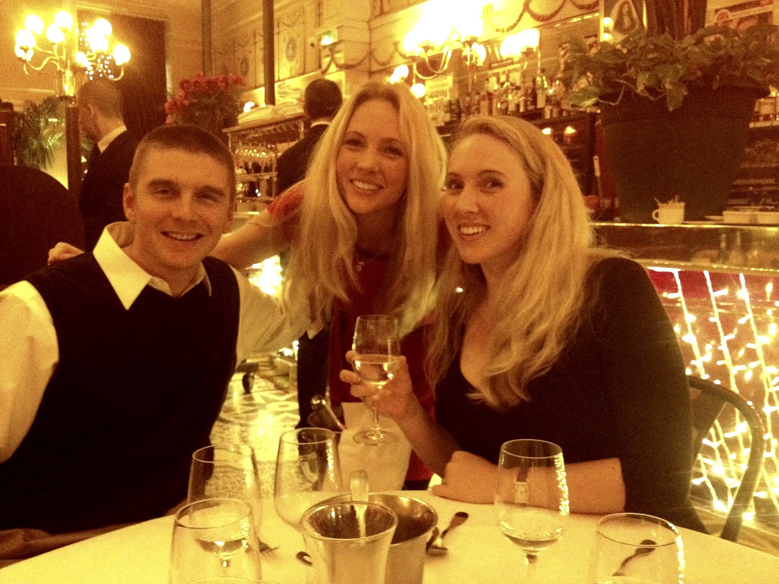 Howdy Germany!: December 2012