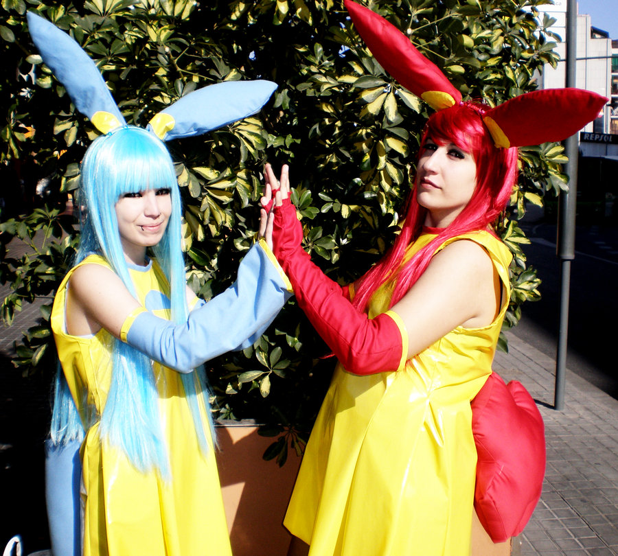 Pokemon Cosplay: Cute Pokemon Gijinka Minun Cosplay