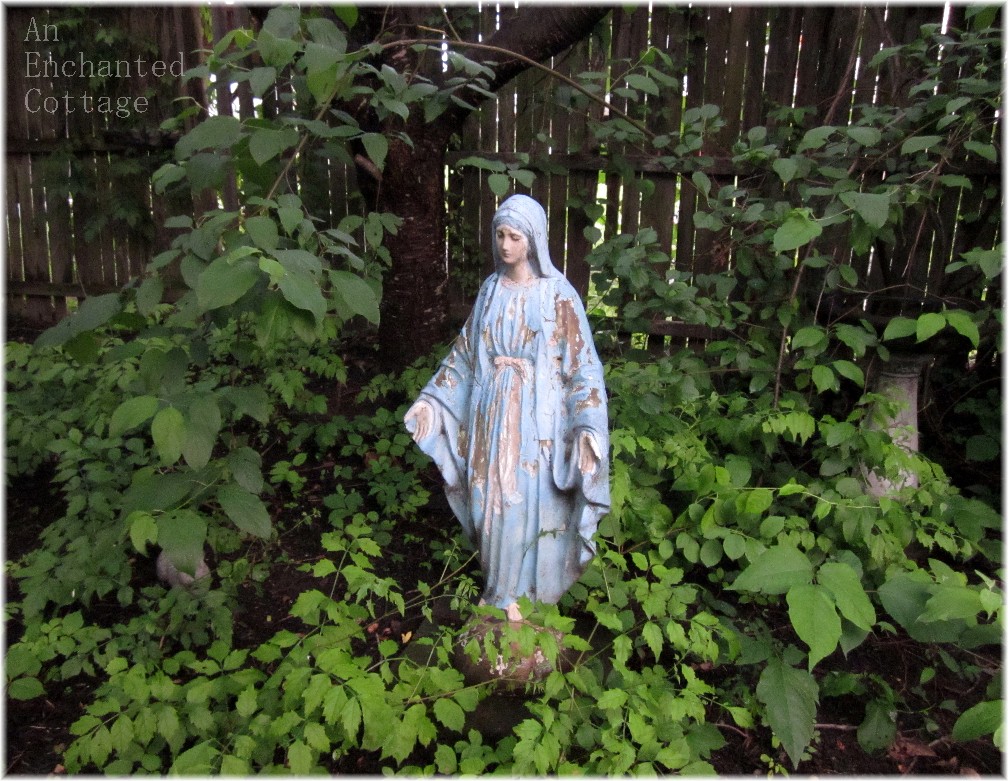 An Enchanted Cottage: Under the shade of the cherry tree...