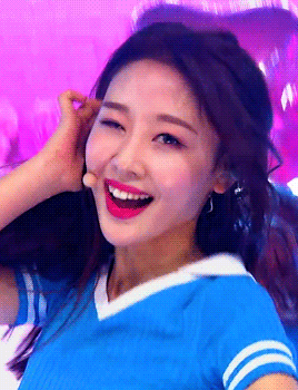 "FavOriTe", "Hi High", and the Complete Predebut Story of LOONA