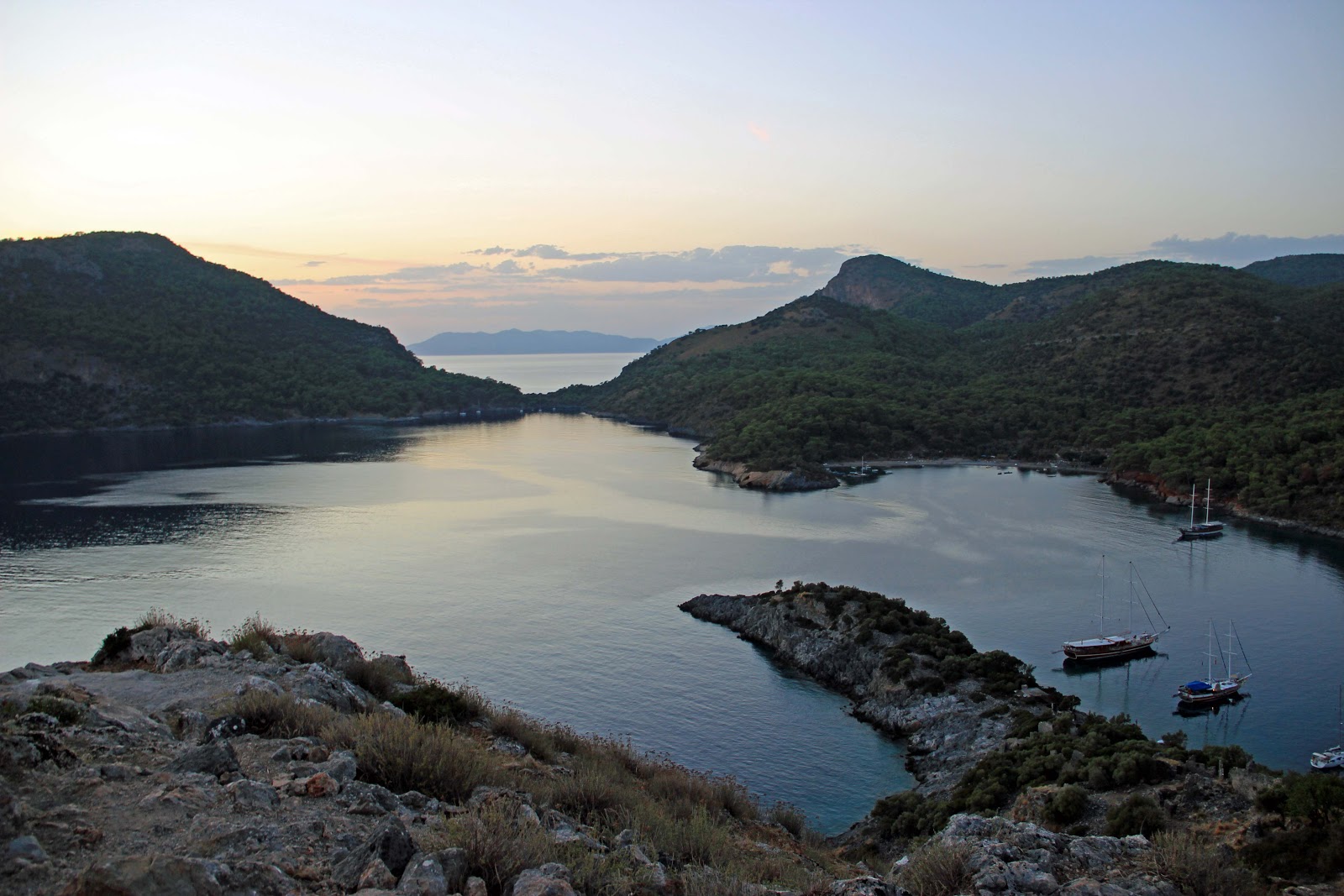 E-Shoe Travel Blog: Turkey: Blue Cruising on the Turkish Riviera