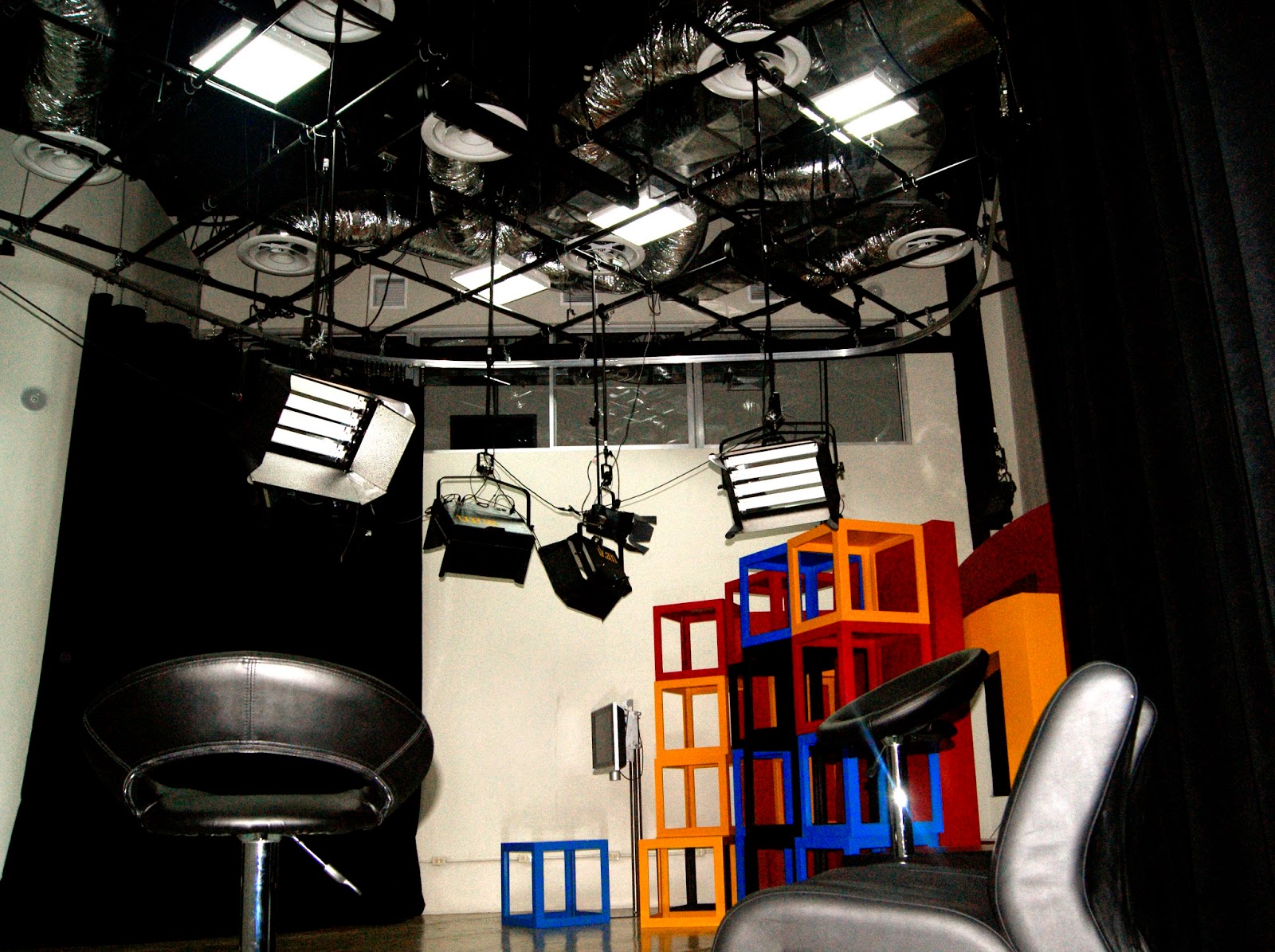 Bienvenidos al CAM: Estudio de televisión