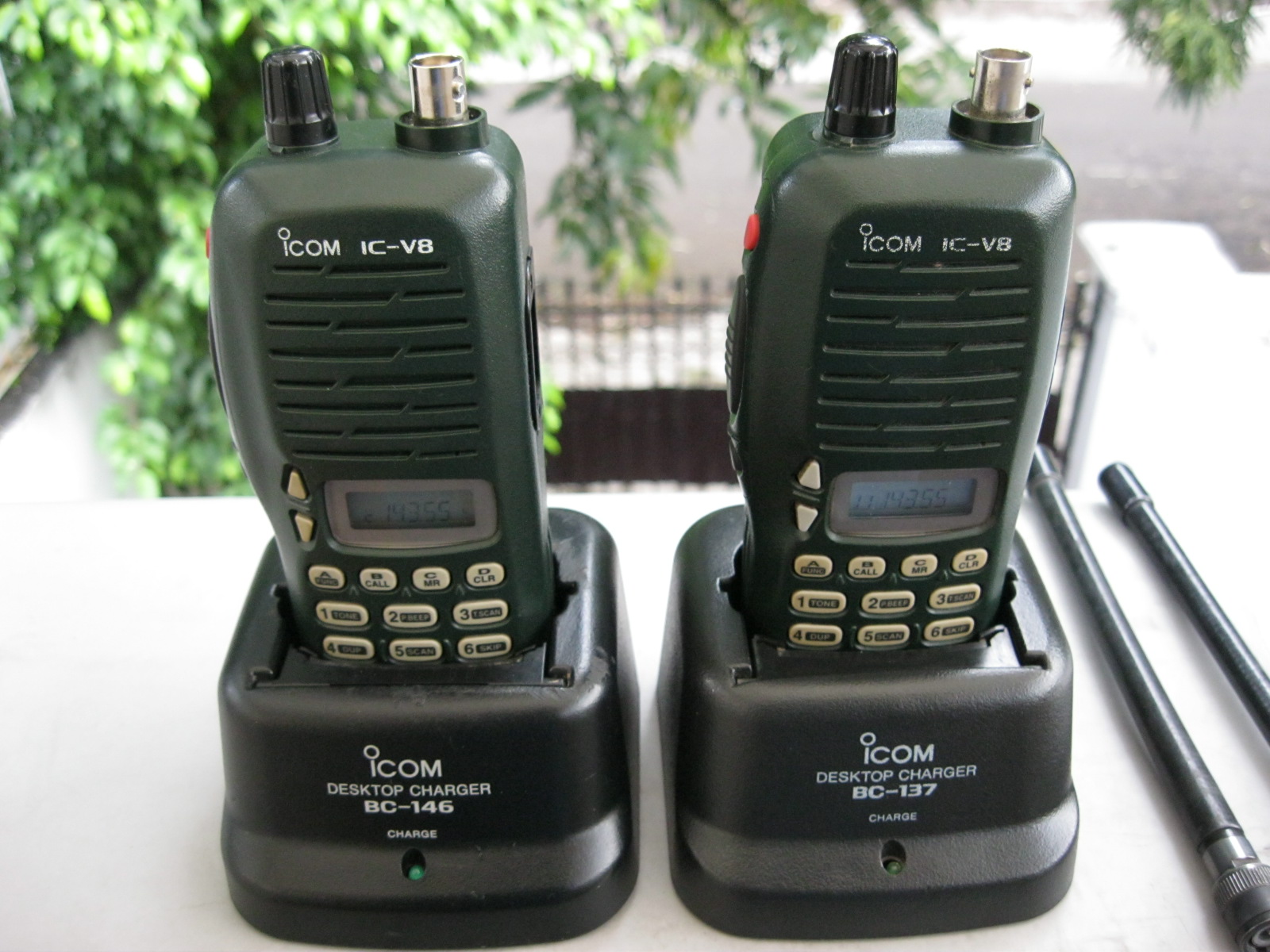 dbest-radio: ICOM IC-V8 ( terjual medan )