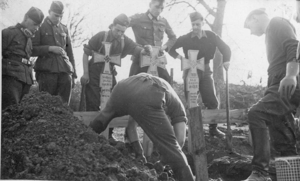 NAZI JERMAN: Foto 4. SS-Polizei-Panzergrenadier-Division