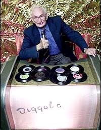 DAILY DIGGERS: Ron Diggins and his Diggola