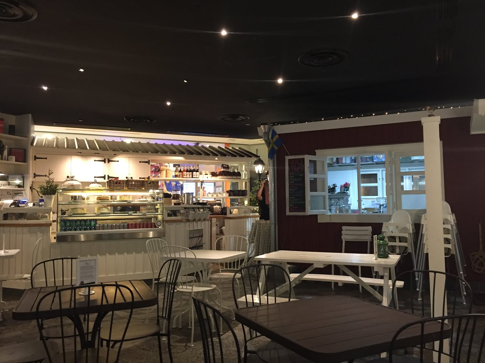 fika swedish cafe and bistro, onekm. - noms.