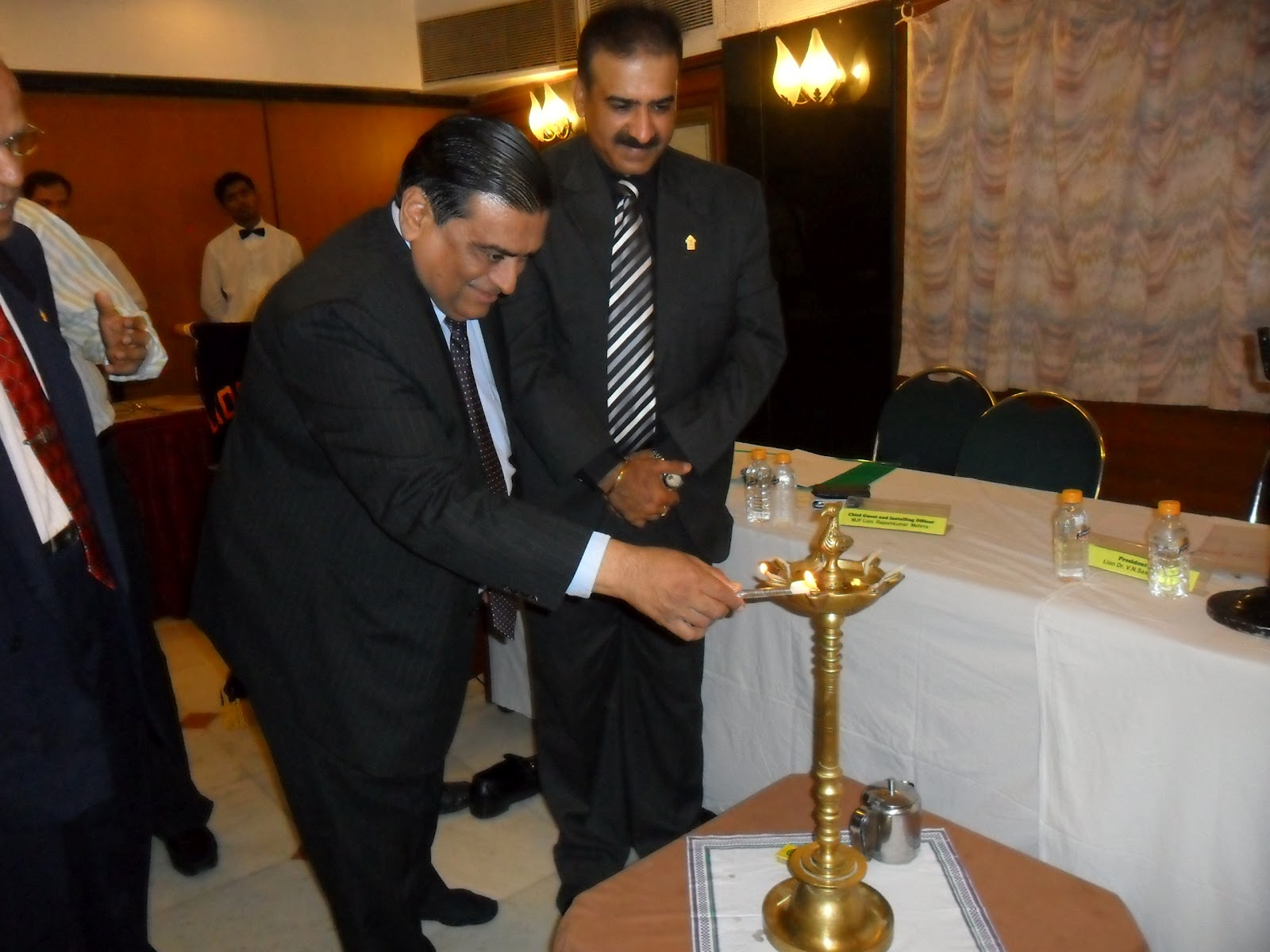 LIONS CLUB OF BOMBAY (VERSOVA): DEEP PRAJWALAN - INSTALLATION CEREMONY ...