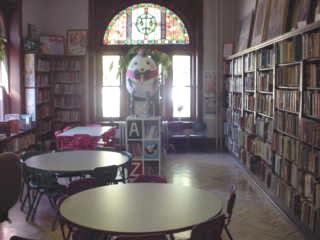 Seeks Ghosts: Illinois: Cairo Public Library