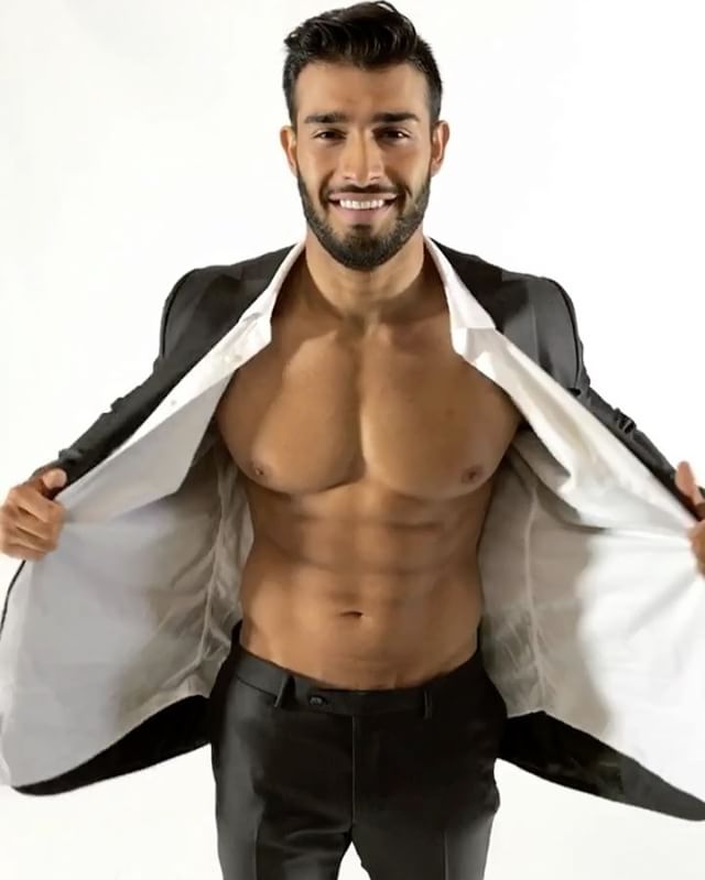 Pink & Hot: Sam Asghari (Britney Spears's Boyfriend) Shirtless For Iron ...