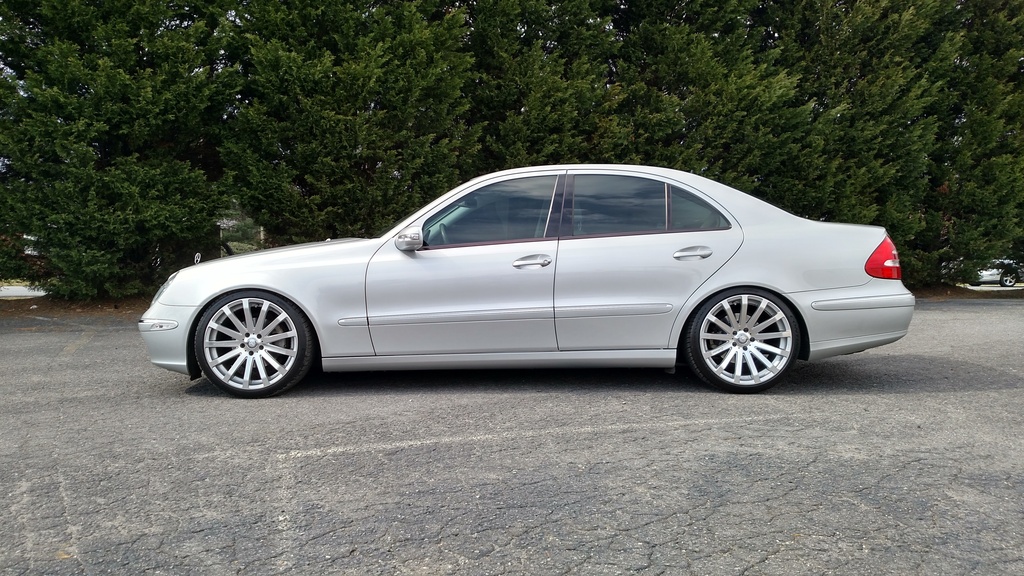 Mercedes-Benz W211 E320 on R19 MRR HR9 Rims | BENZTUNING