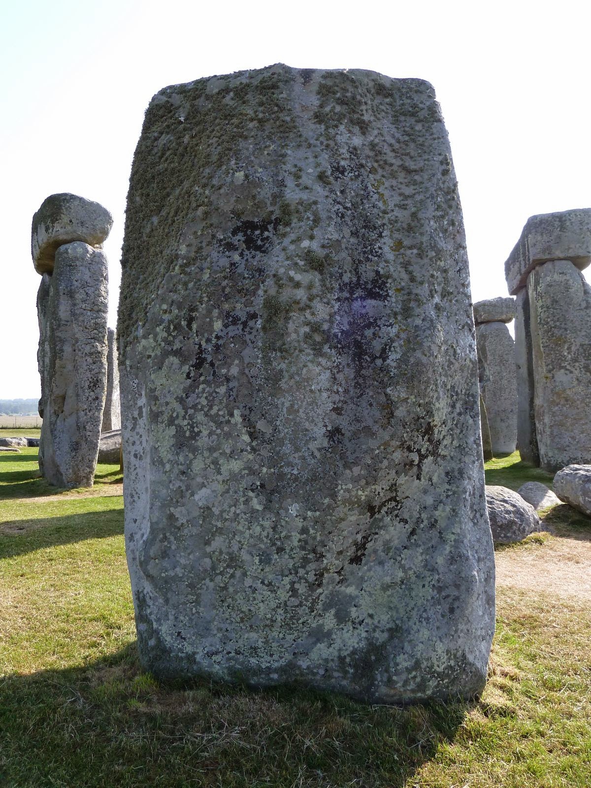 The Stones of Stonehenge: Stone 16