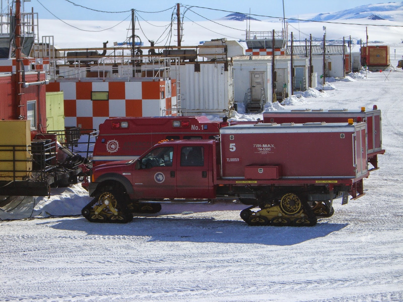 ANTARCTICA: Vehicles in Antarctica