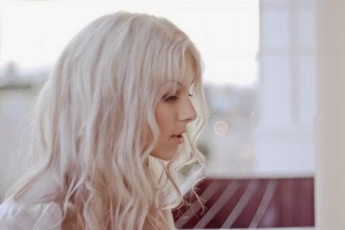 Hair Oxymoron What Does It Mean To Be A Blonde hair-oxymoron-what-does-it-mean-to-be-a-blonde
