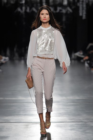 Ana Sousa | Desfile da coleção para o verão 2017 ~ Mad Moda