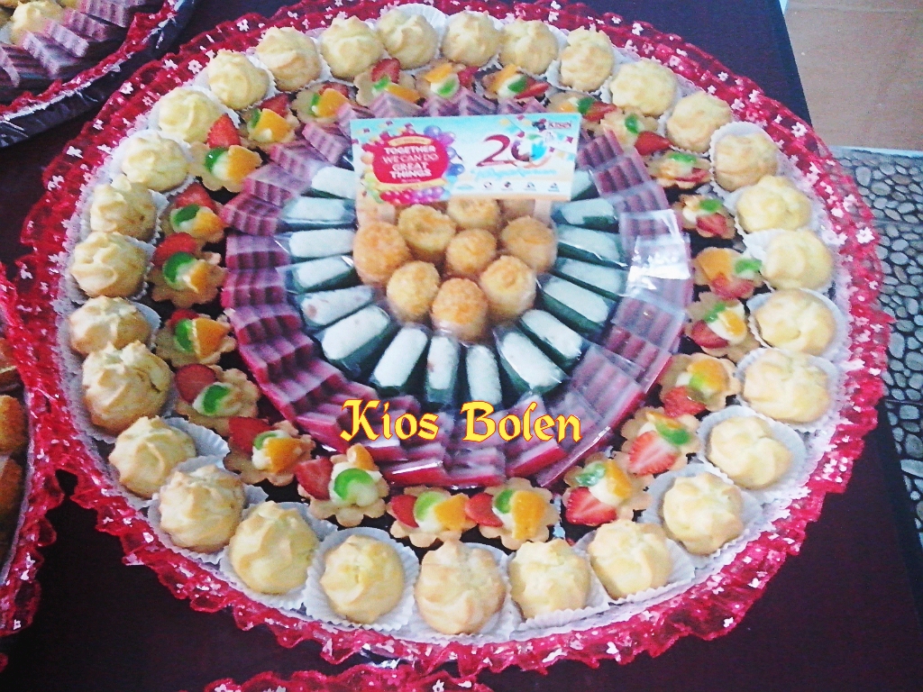 Kios Bolen Semarang: Snack Tampah