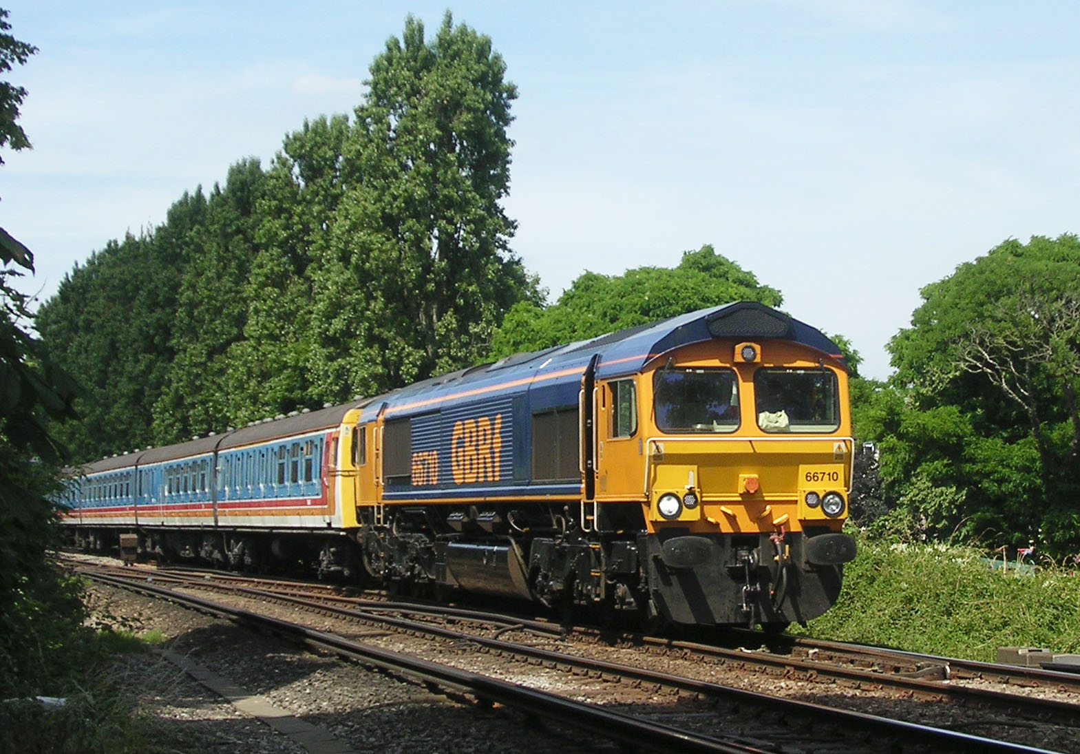 Trains Today: June 2017