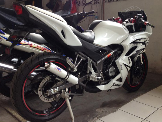 Gambar modifikasi ninja rr mono 150 jari jari drag airbrush racing look ...