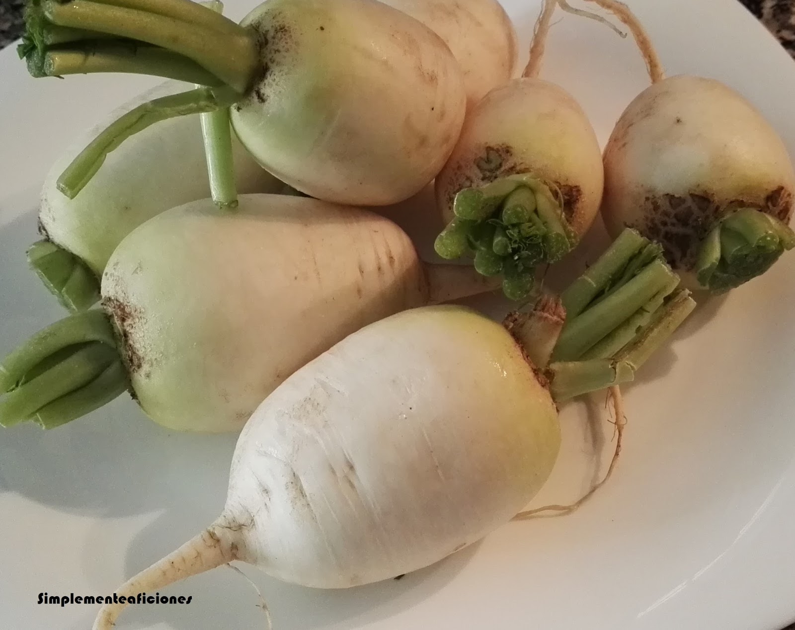 simplementeaficionescocina: Cocina ( Pollo con nabos)