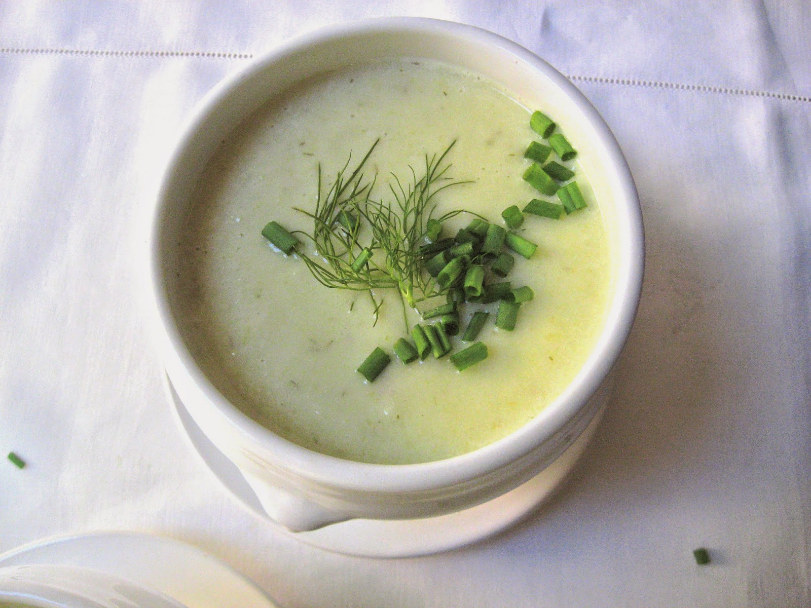 she's in the kitchen: leek and potato soup: potage parmentier
