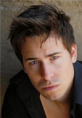 Adaptaciones: Confirmado el actor que hará de Corbin en Ugly Love ...