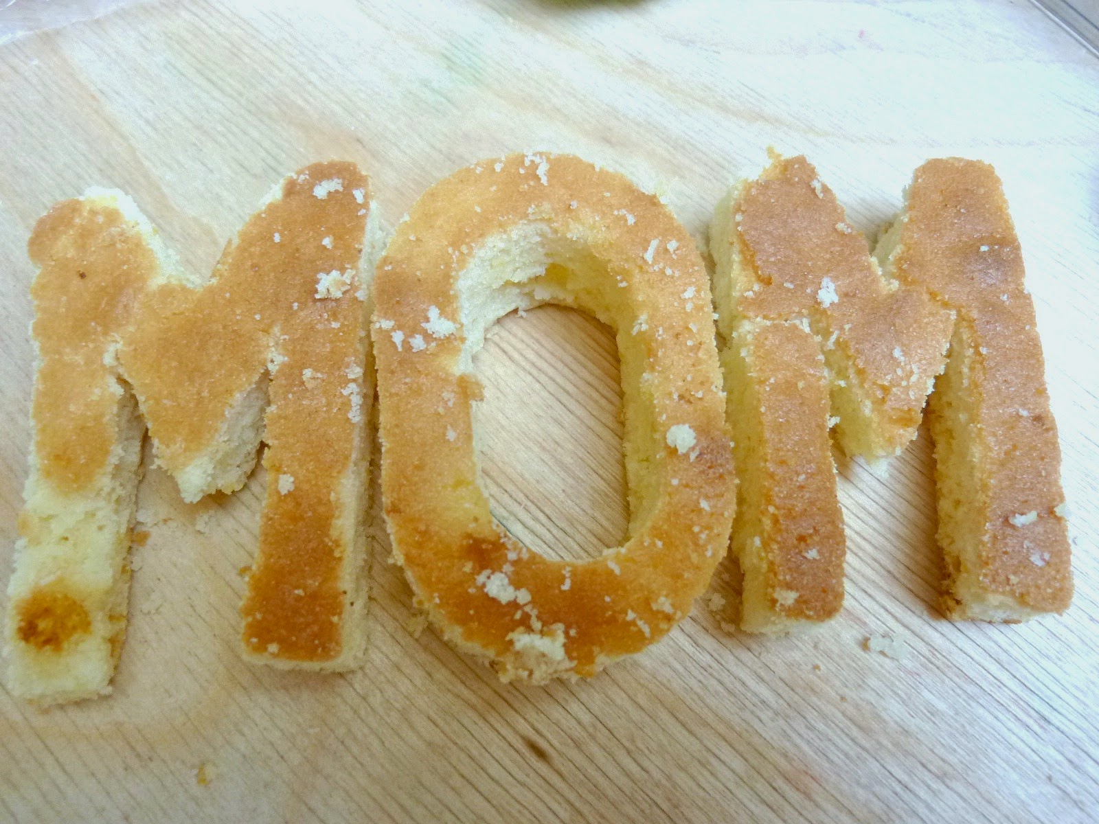 Lemon Sugar Honey MOM Cakes for Mothers Day – Diary of a Mad Hausfrau