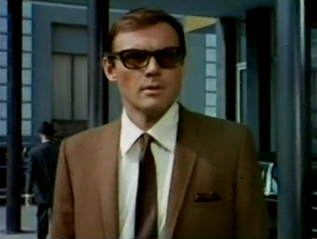 To the Batpoles!: 33 & 34: Fine Finny Fiends/Batman Makes the Scene