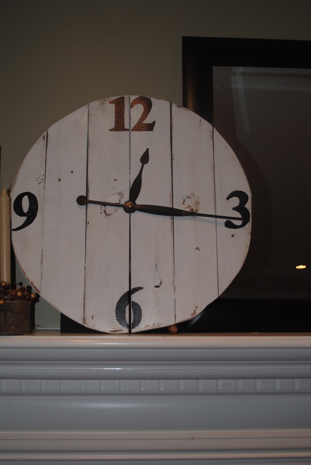 Two It Yourself: Large DIY Wood Clock from Fence Posts or Pallet Wood