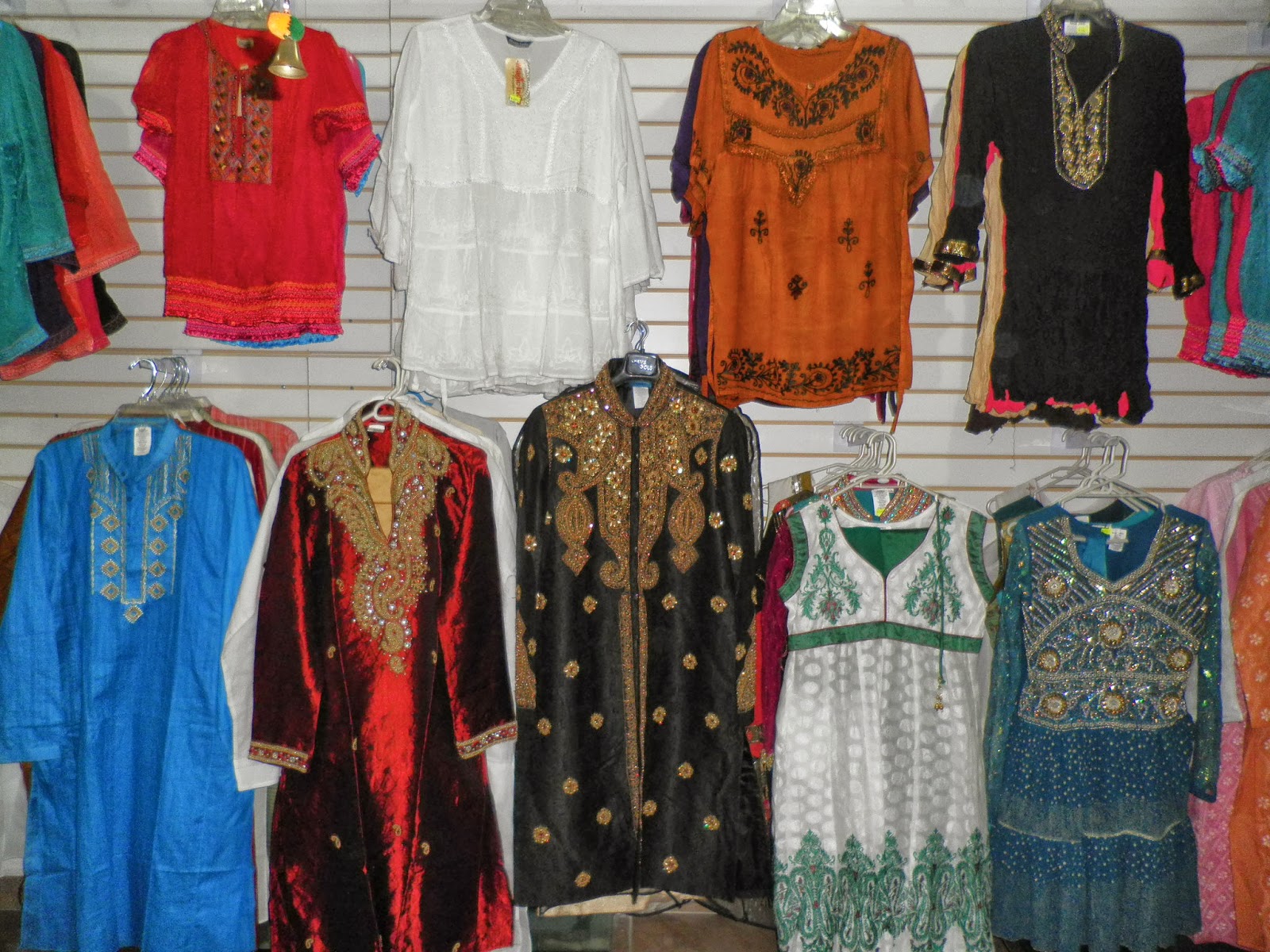 FASHION OF INDIA: Gopinath Bazar