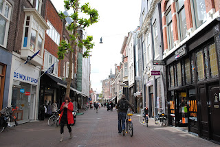 49 and Forward: Barteljorisstraat 19, Haarlem, NL "The Beje"
