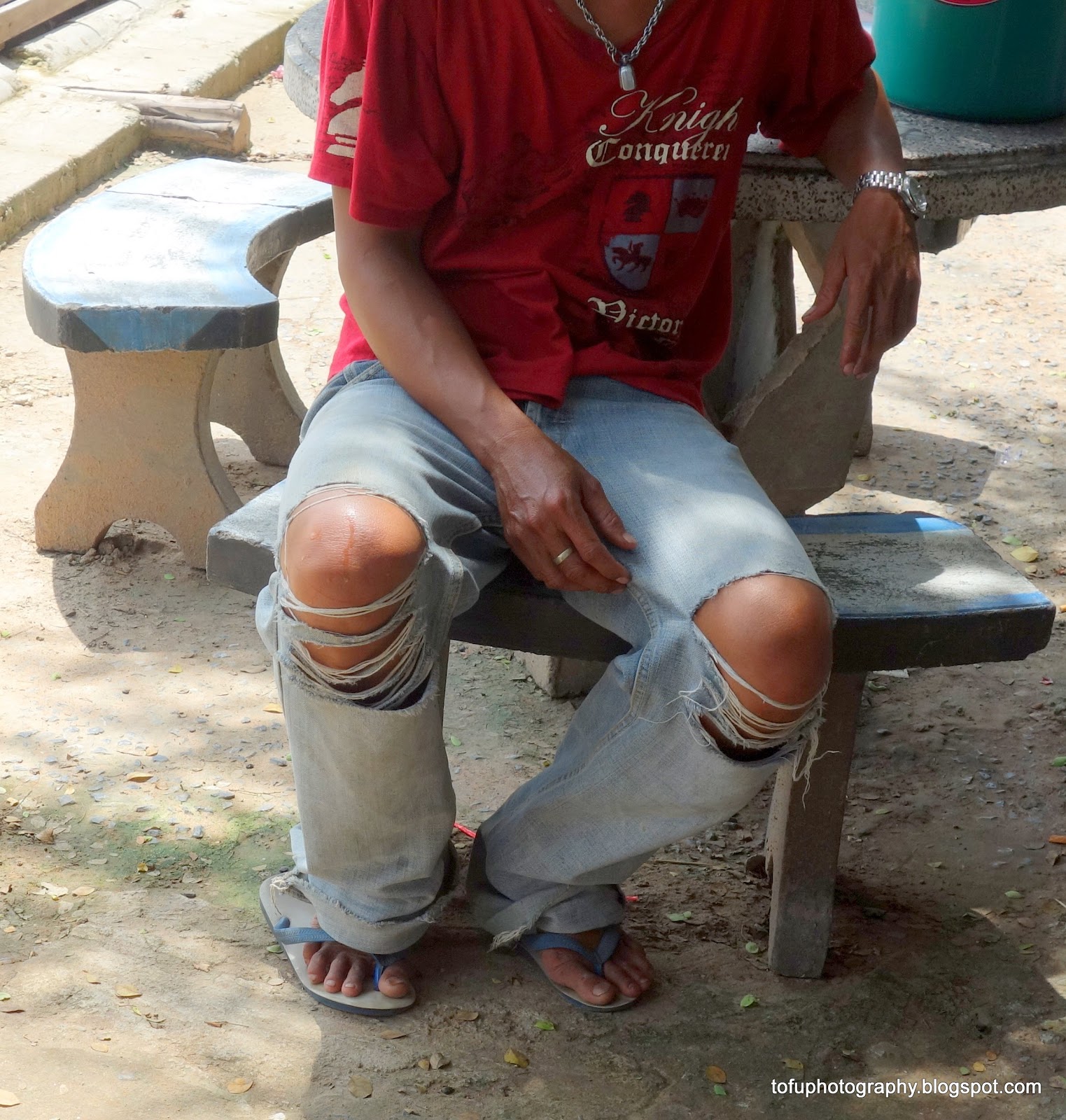 Tofu Photography: Tattered jeans