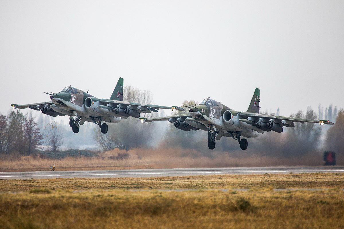 Asian Defence News: Crews of SU-25cm assault aircraft of the southern ...