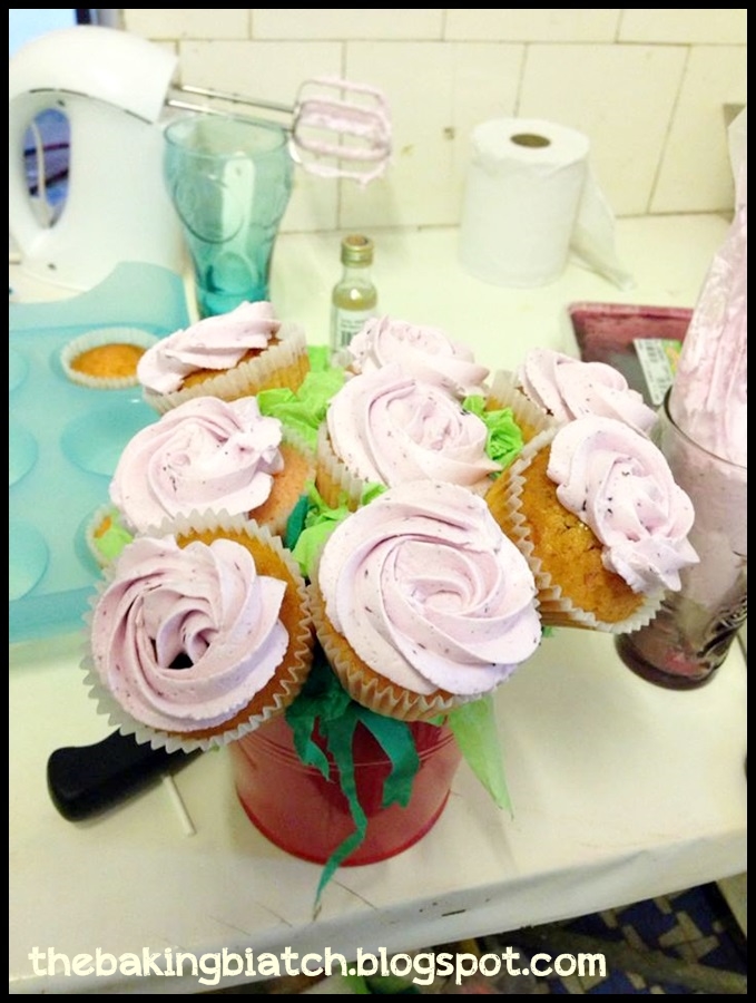 The Baking Biatch || by Cynthia Lim: Blueberry Cupcake Bouquet (Cupcake ...