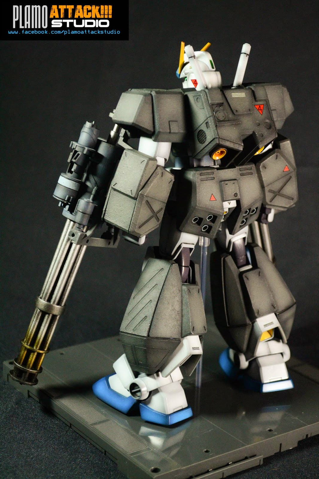 Custom Build: MG 1/100 Gundam NT-1 ALEX