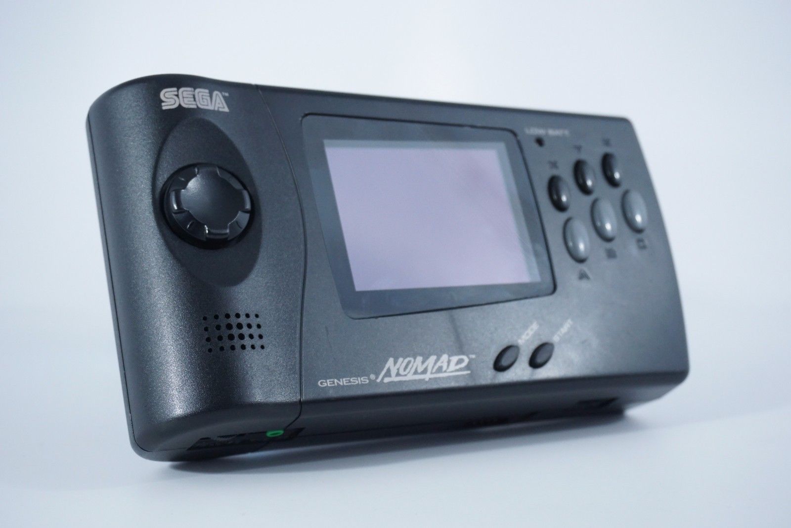 Sega Genesis NOMAD à 150 euros ! ~ SEGAPEDIA