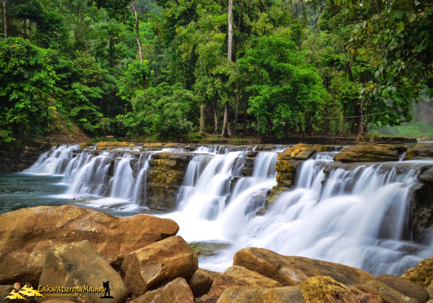 The Majestic Tinuy-an Falls, reputed as Niagara Falls of the ...