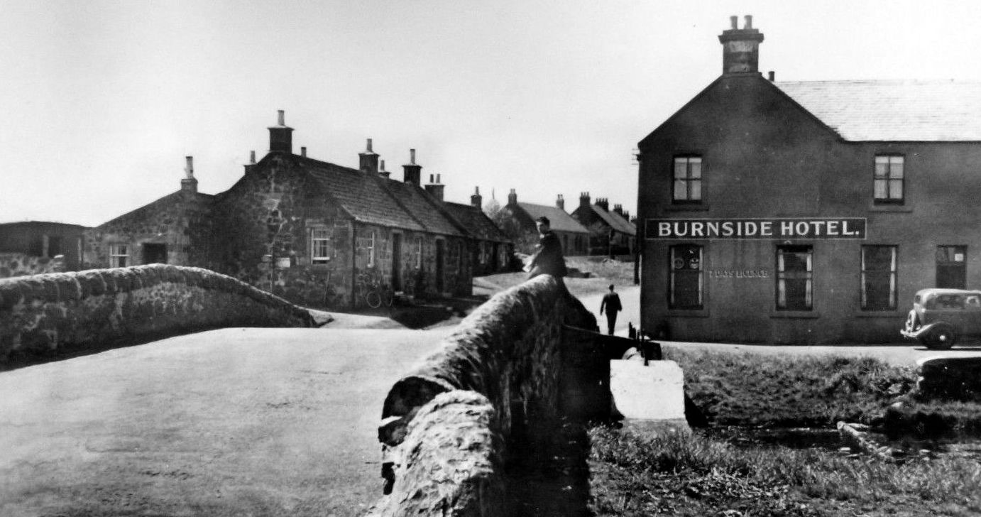 Tour Scotland: Old Photograph Burnside Hotel Kinglassie Scotland