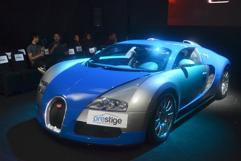 Mobil Bugatti Veyron - Mobil Terbaruku