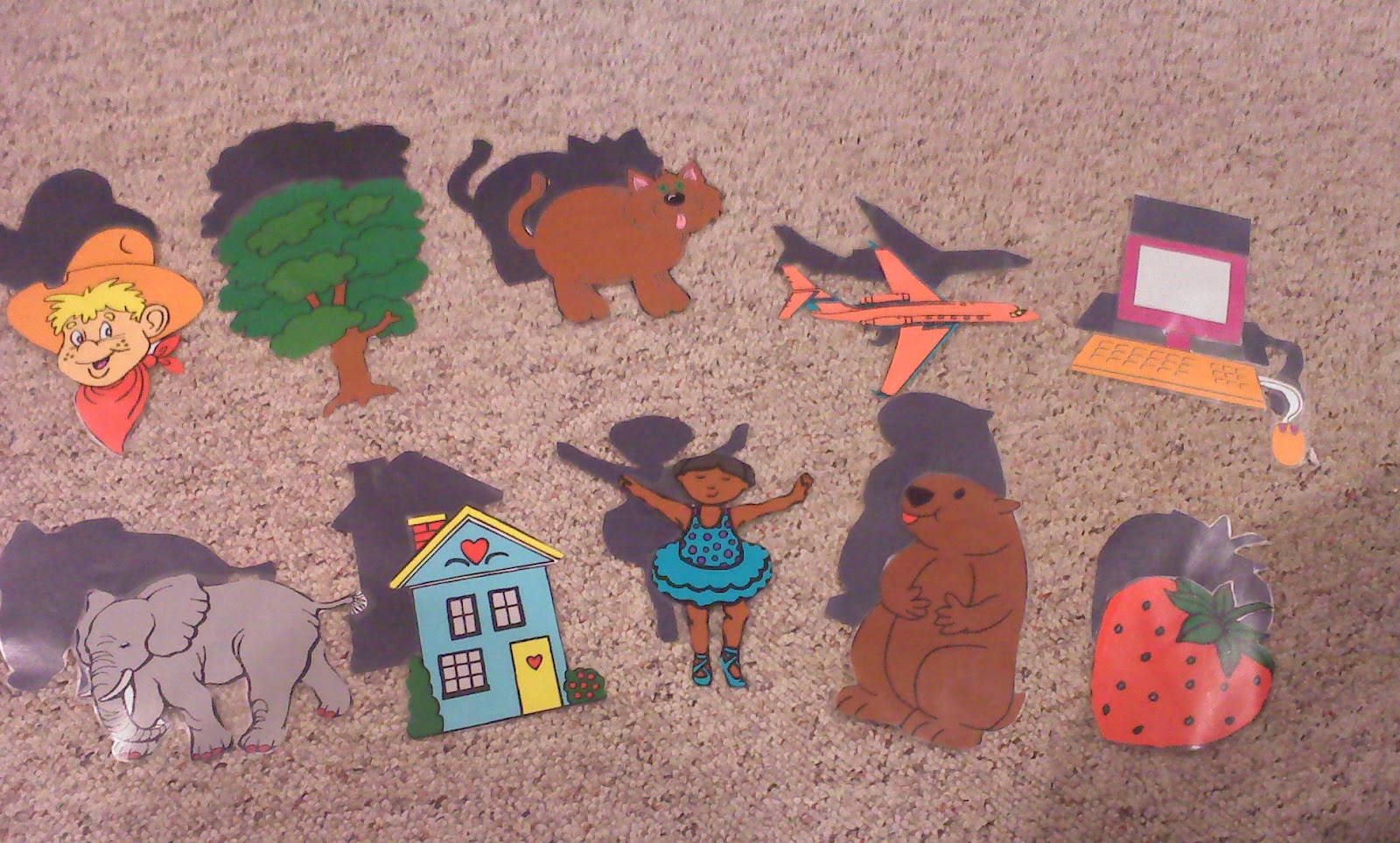 Story Time Secrets: Flannel Friday: Shadow Guessing Game