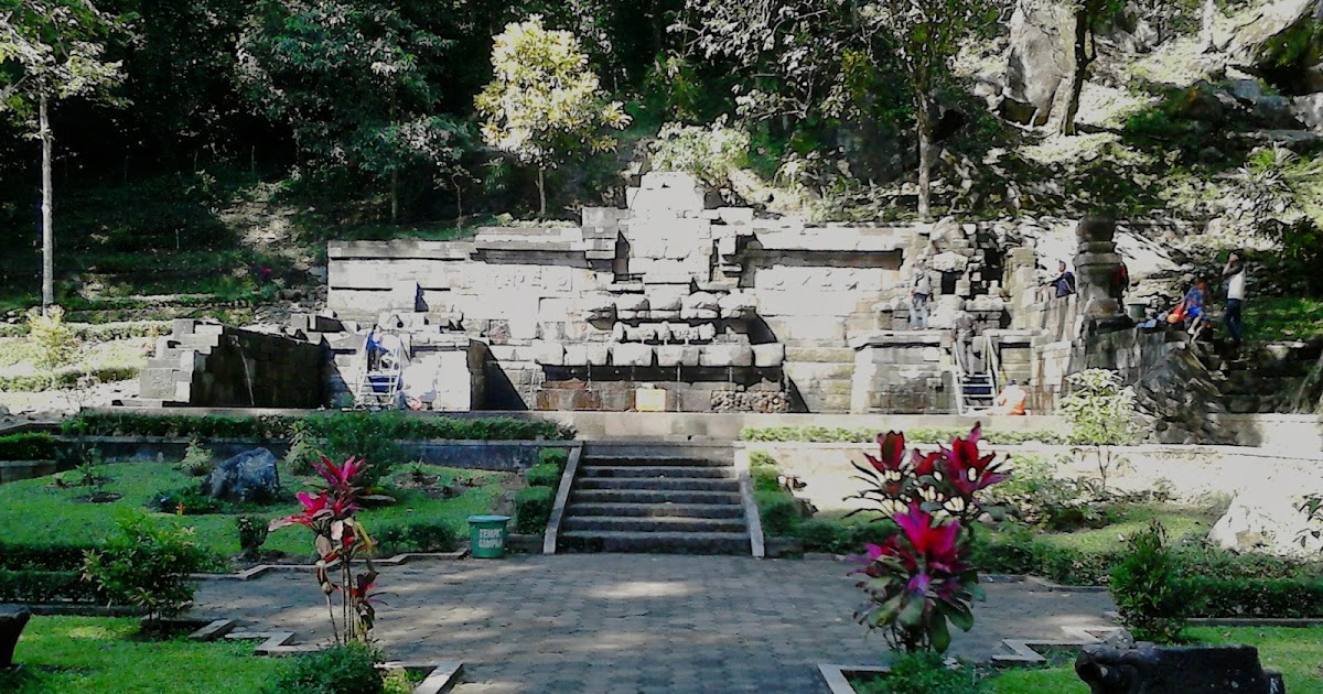 Candi Jolotundo Trawas Jawa Timur di Lereng Gunung Penanggungan - AkhFaizal