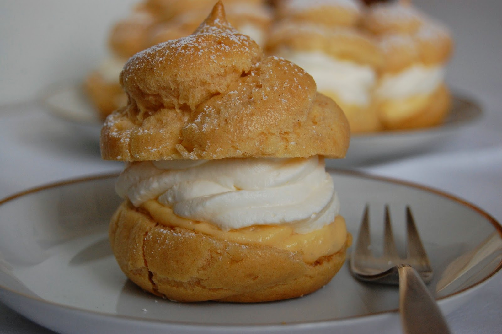 W kuchni GRA: Ptysie z kremem patissiere i bitą śmietaną