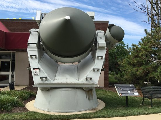 SI VIS PACEM, PARA BELLUM: L' AN / SPG-55 era un radar di tracciamento ...